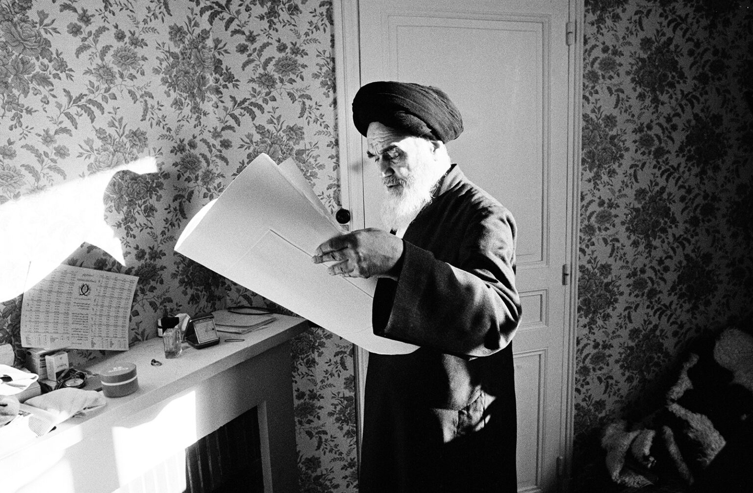Khomeini | ROBERT LEBECK